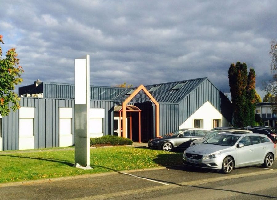 A propos - C2R Multimedia